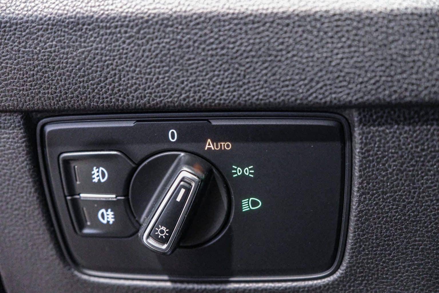 Volkswagen Passat - Kauto